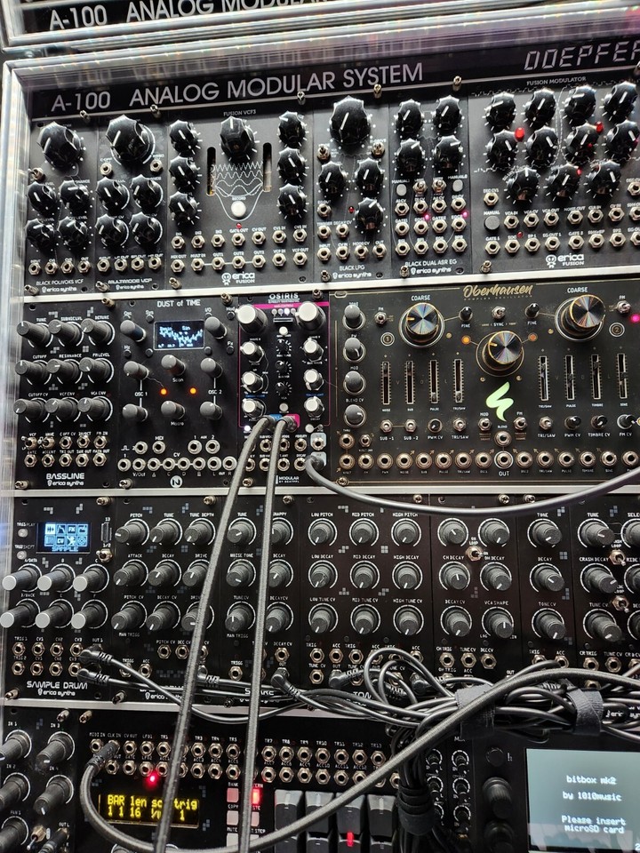 Massive Eurorack Setup - Erica Synths - Zoia - Moog - NerdSeq ...
