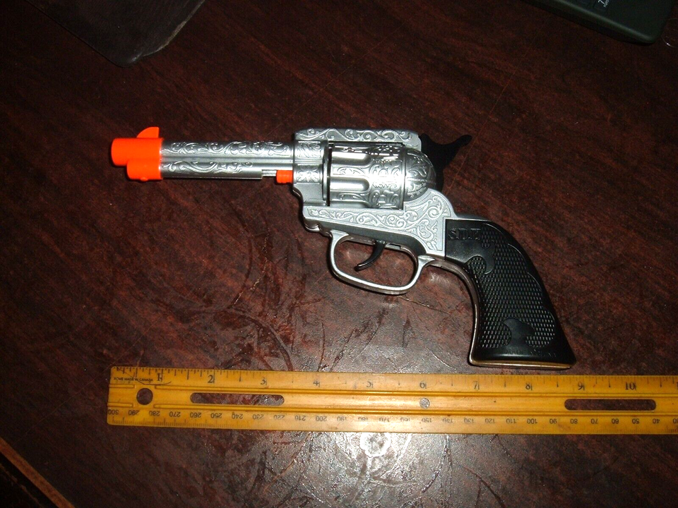 2 vintage plastic Toy round Cap Gun Pistols round circular caps SDE ...