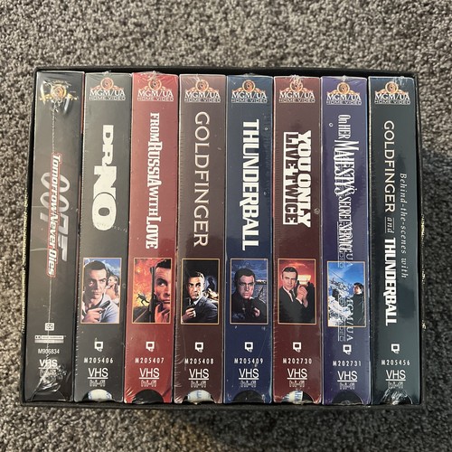 James Bond 007 Lot VHS 8 Movies MGM/UA Home Video Connery Moore ...