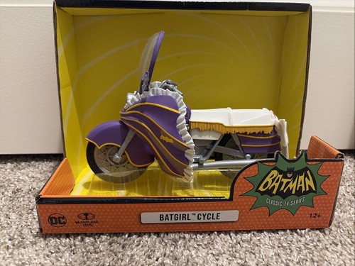 Batgirl Cycle DC Retro McFarlane Batman 66 Wave 11 Action Figure | eBay