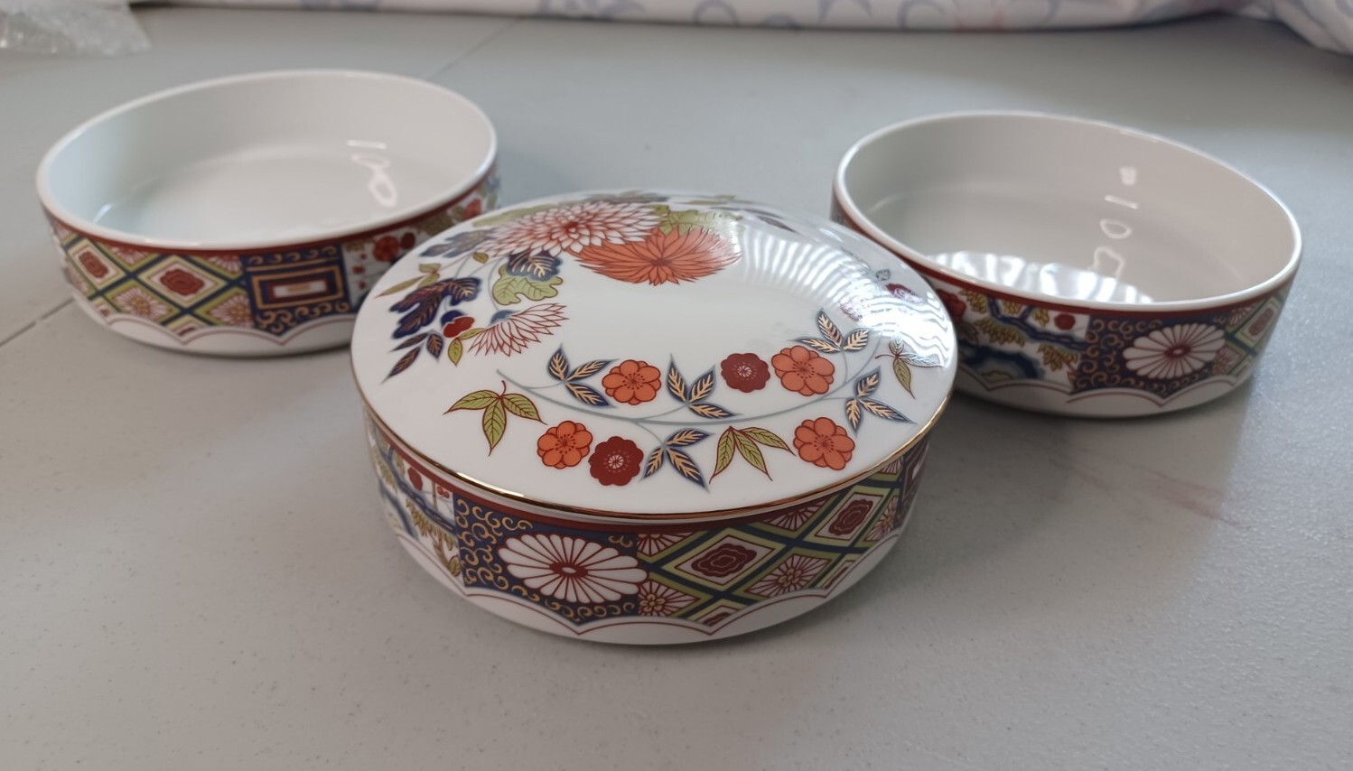 Vintage Mizuko Japanese flower decorative painted Bowls. Set Of 3, 1 ...