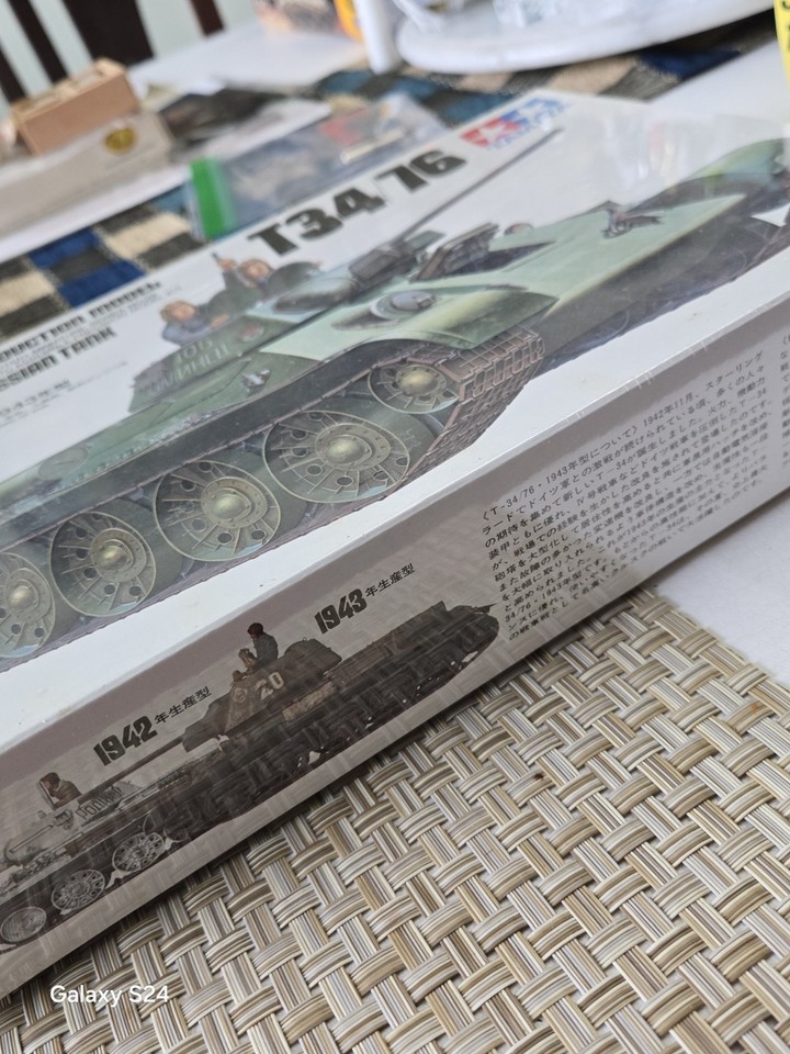 Tamiya 1943 Production Model T34/76 Russian Tank 1/35 Scale | eBay