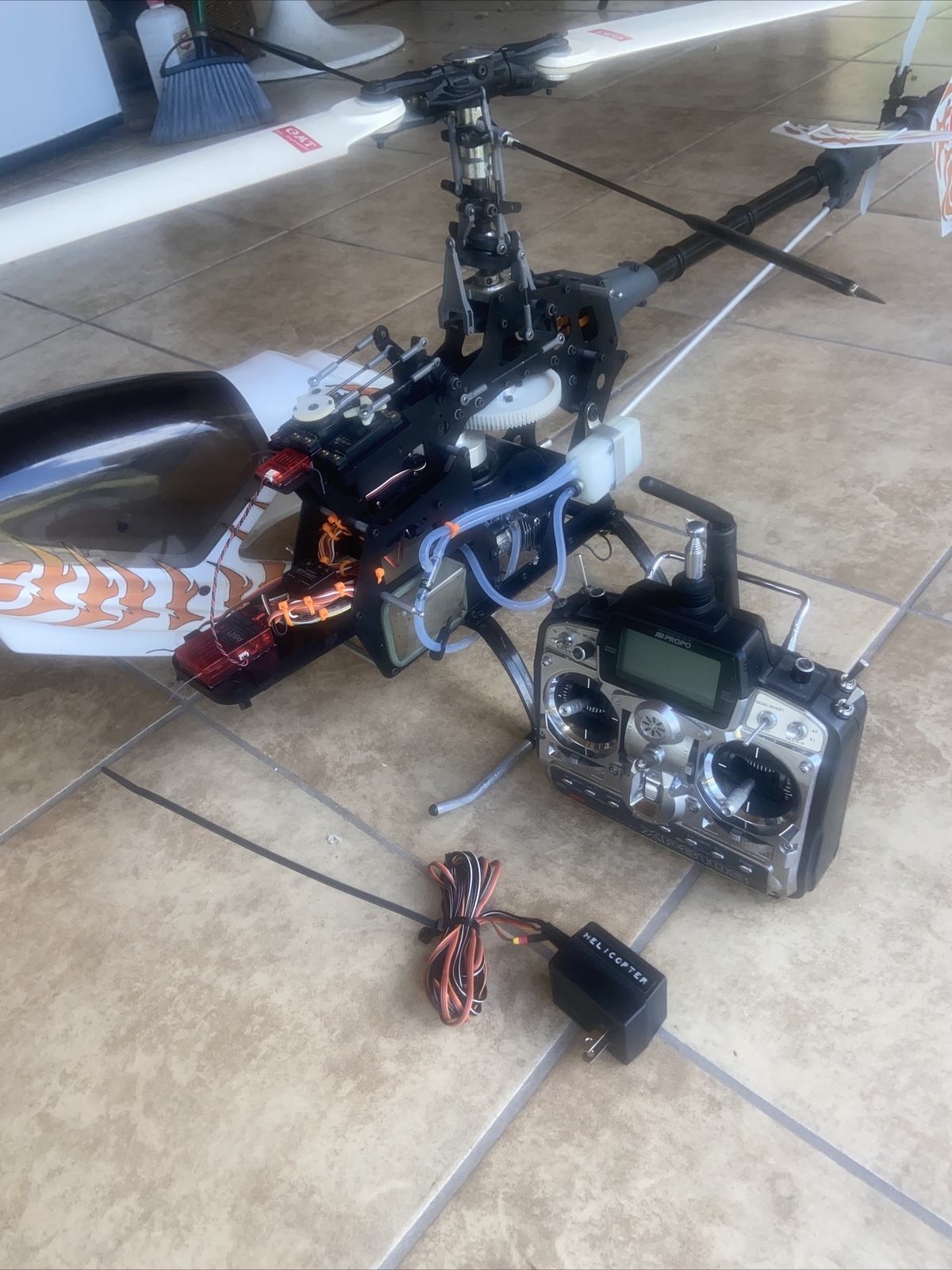 JR PROPO ERGO 50 With A OS 50SX ENGINE HELICOPTER WITH REMOTE XP8103 | eBay