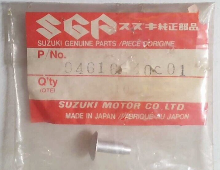 NOS Suzuki Windscreen Pin 94616-40C01 NEW OEM | eBay