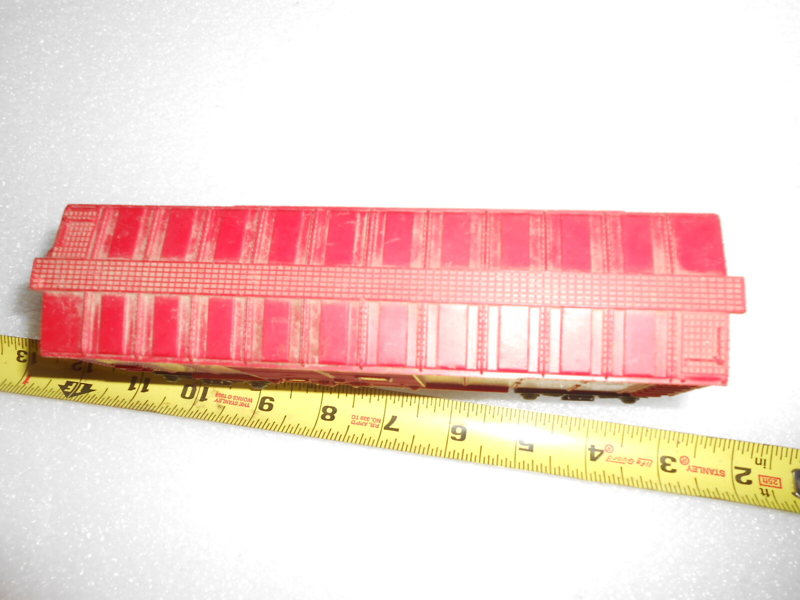 O/O-27 Lionel Box cars, Baby Ruth, Basco, ship 6014, x6004, x6034 ...