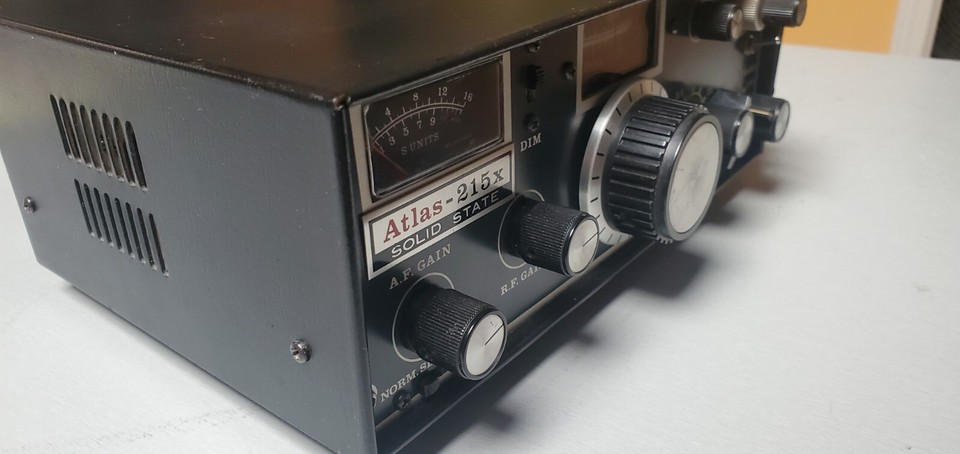 Atlas 215X HF Transceiver WORKS