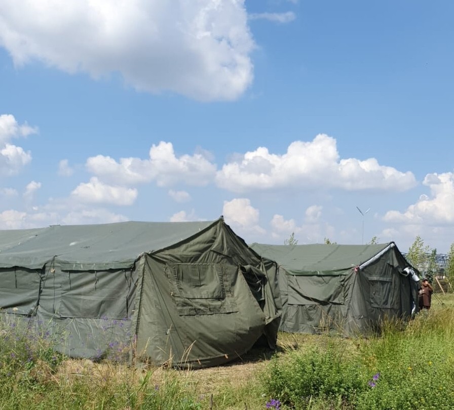 Green US Army Frame Squad Tent 16x16' and 16x32' sizes NSN 8340-00-782 ...