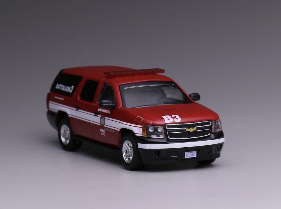 ED 1:64 596 Red LAFD LA Fire Suburban SUV Model Diecast Collect Car | eBay