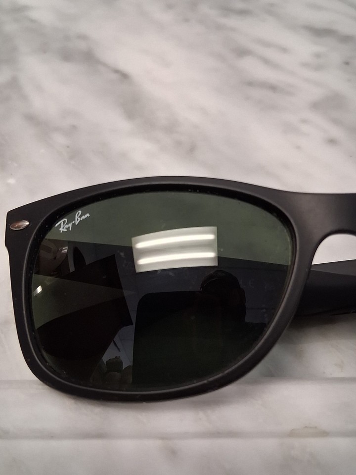 Ray-Ban Matte Black New Wayfarer Sunglasses Polarized RB2132 622 58 18 ...