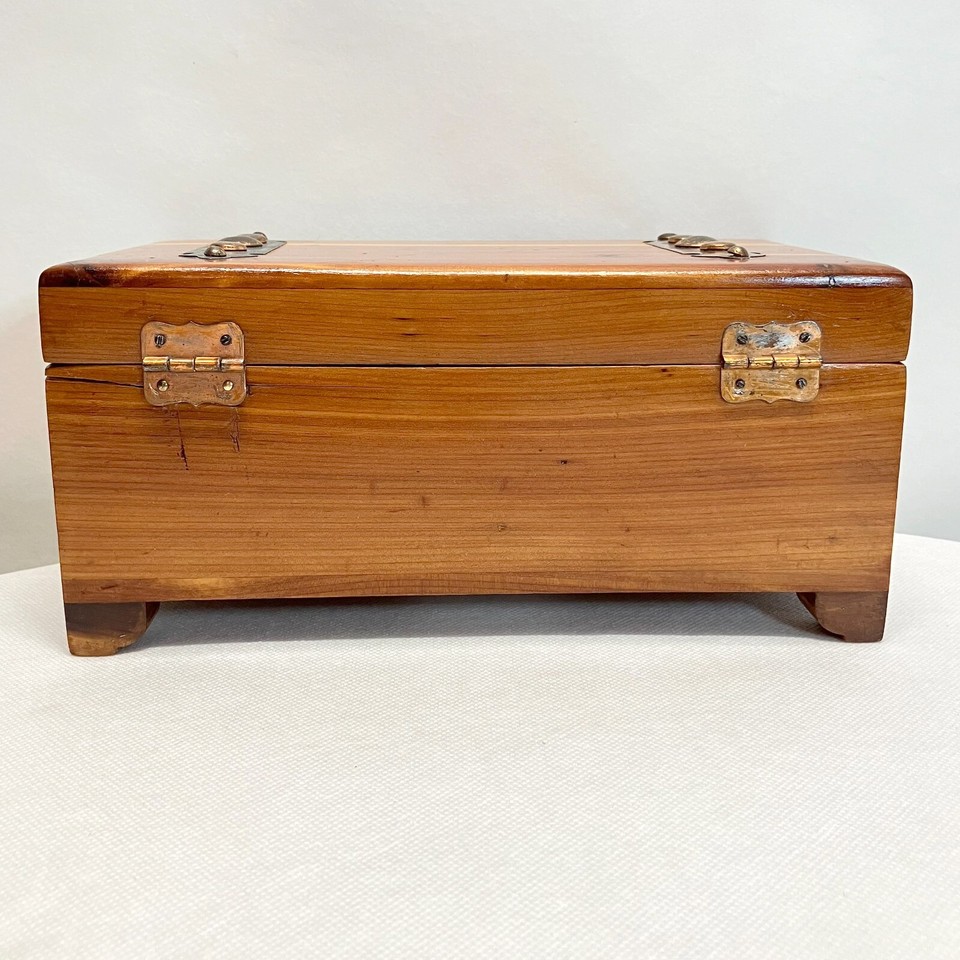 VTG Cedar Wood Chest Hinge Box Trinket Jewelry Treasure Aged Metal ...