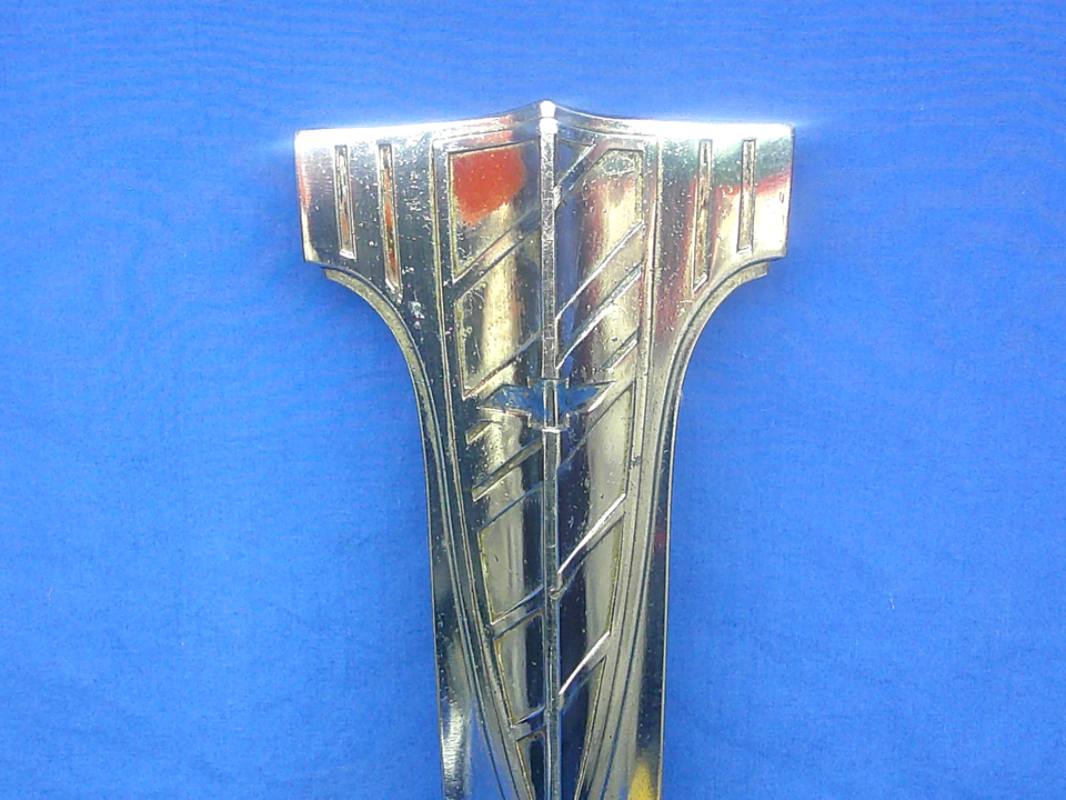Vintage GM 1941 Chevrolet Center Grille Molding Trim Emblem Ornament ...
