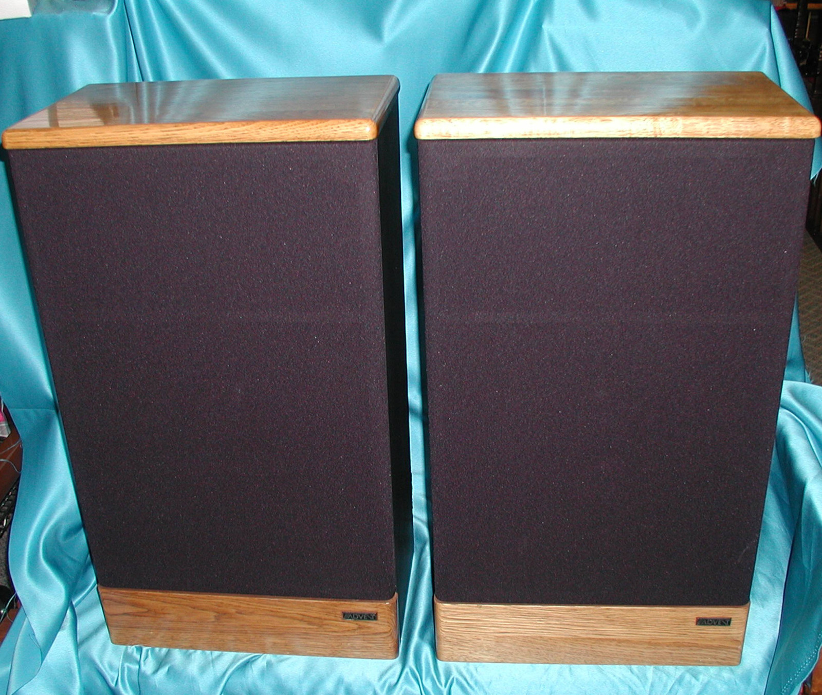 Advent 85951 + Pyramid New Super Blue 250w Speakers, Cabinets 2Pr ...