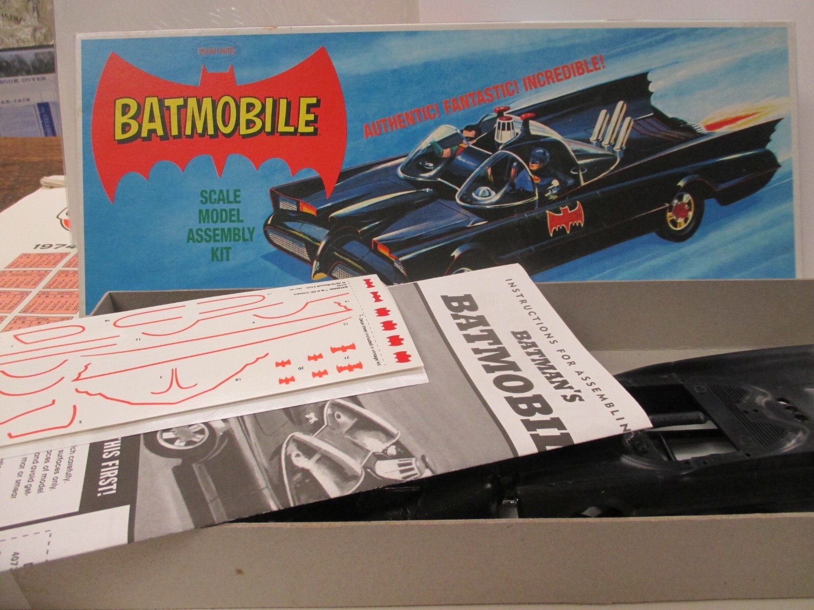 Batman 2010 Polar Lights 1:32-scale TV Batmobile Model Kit No. POL821 ...