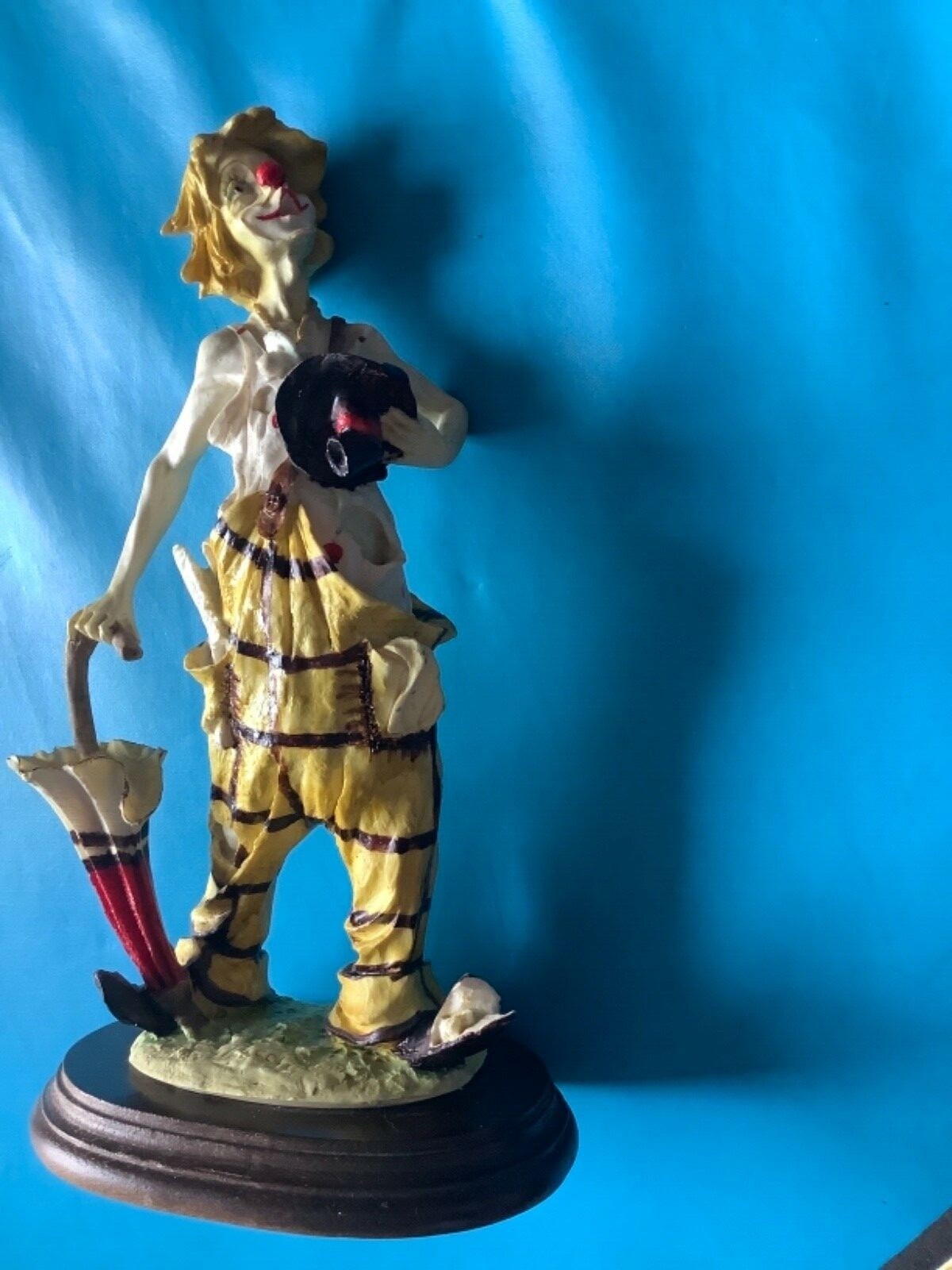 Pucci Arnart Hobo Clown 12” Figurine Statue with Umbrella/hat ...