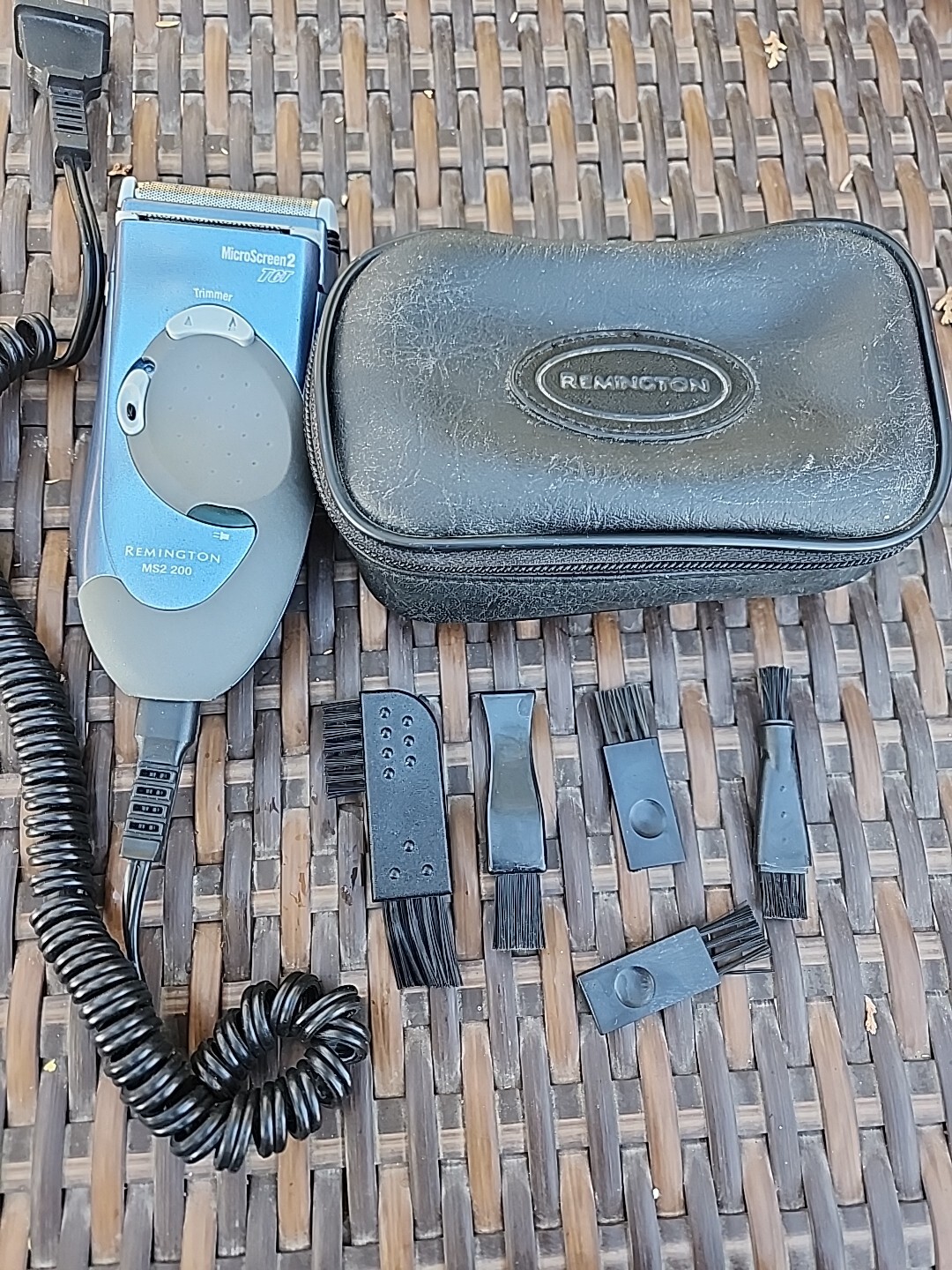 Remington MS2 200 MicroScreen 2 TCT Elecric Razor Shaver Corded ...