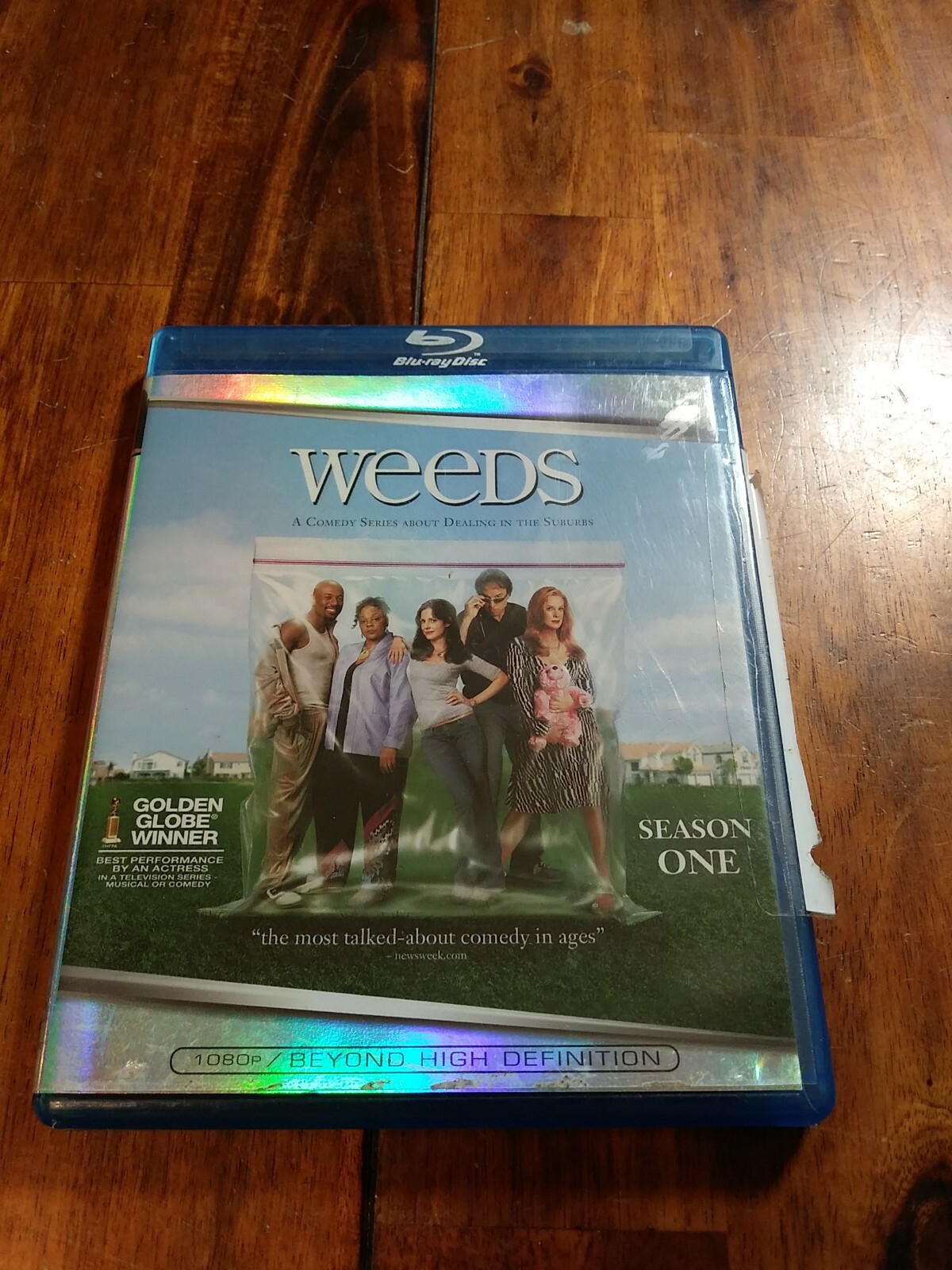 Weeds: Season 1 [Blu-ray] A Comedy Series About Dealing In The Suburbs ...