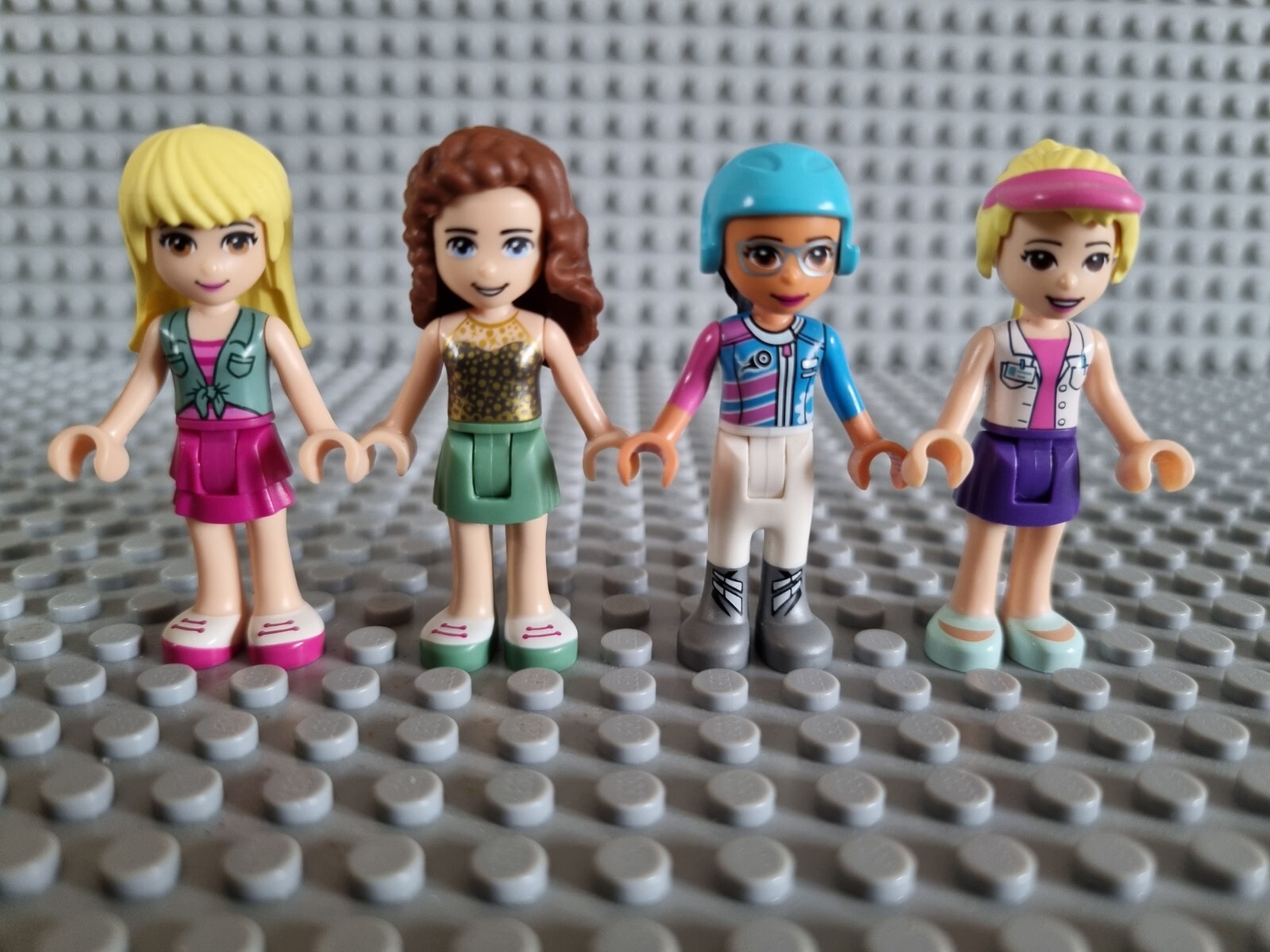 Set of 4 LEGO Friends Figures | eBay UK
