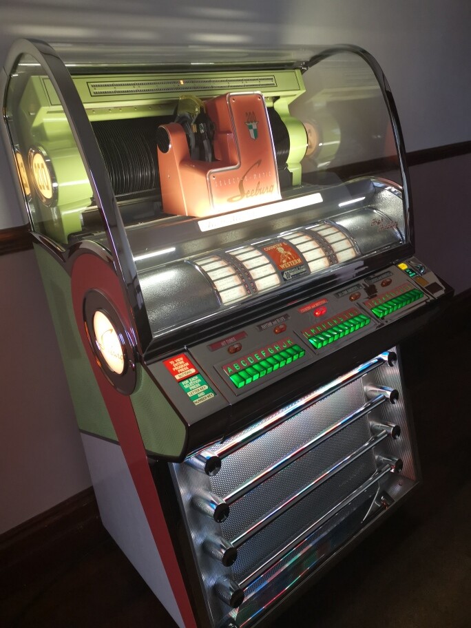 Showing Picture Seeburg Model Seeburg KD200 Vinyl Jukebox (1957)