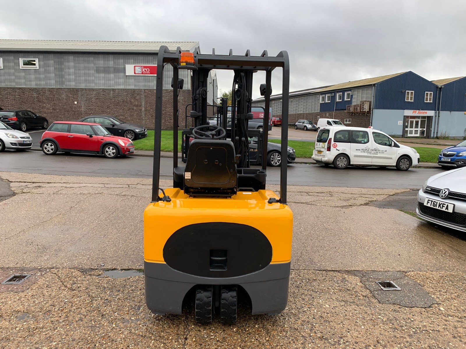Refurb CAT EP18KT 3W Electric Forklift Buy-£7995 HP-£39.93 Hire-£67 ...