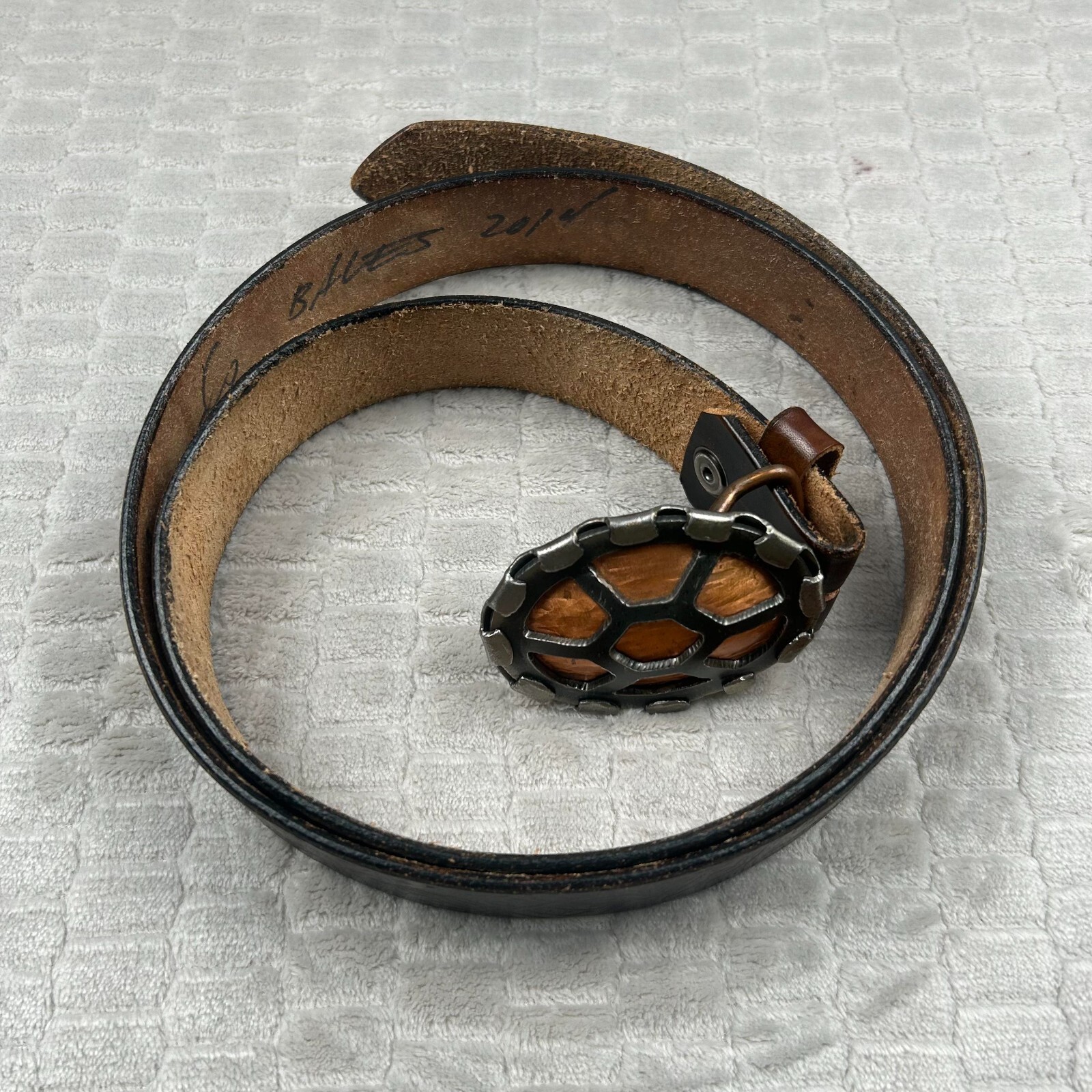 Dying Breeds Leather Belt with Metal Turtle Shell Buc… - Gem