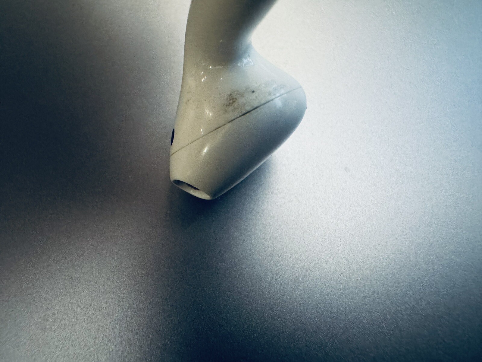 Genuine Apple AirPods 2nd Gen Single Airpod Has Marks - Left Side Only ...