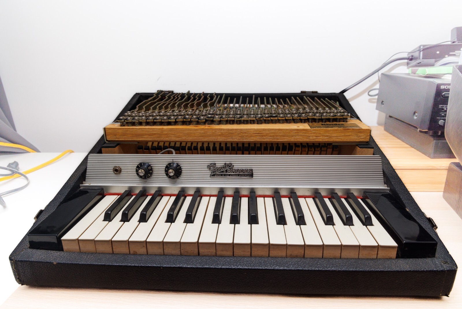 Fender Rhodes Piano Bass 1972 – Rare to Find Iconic Instrument – | eBay