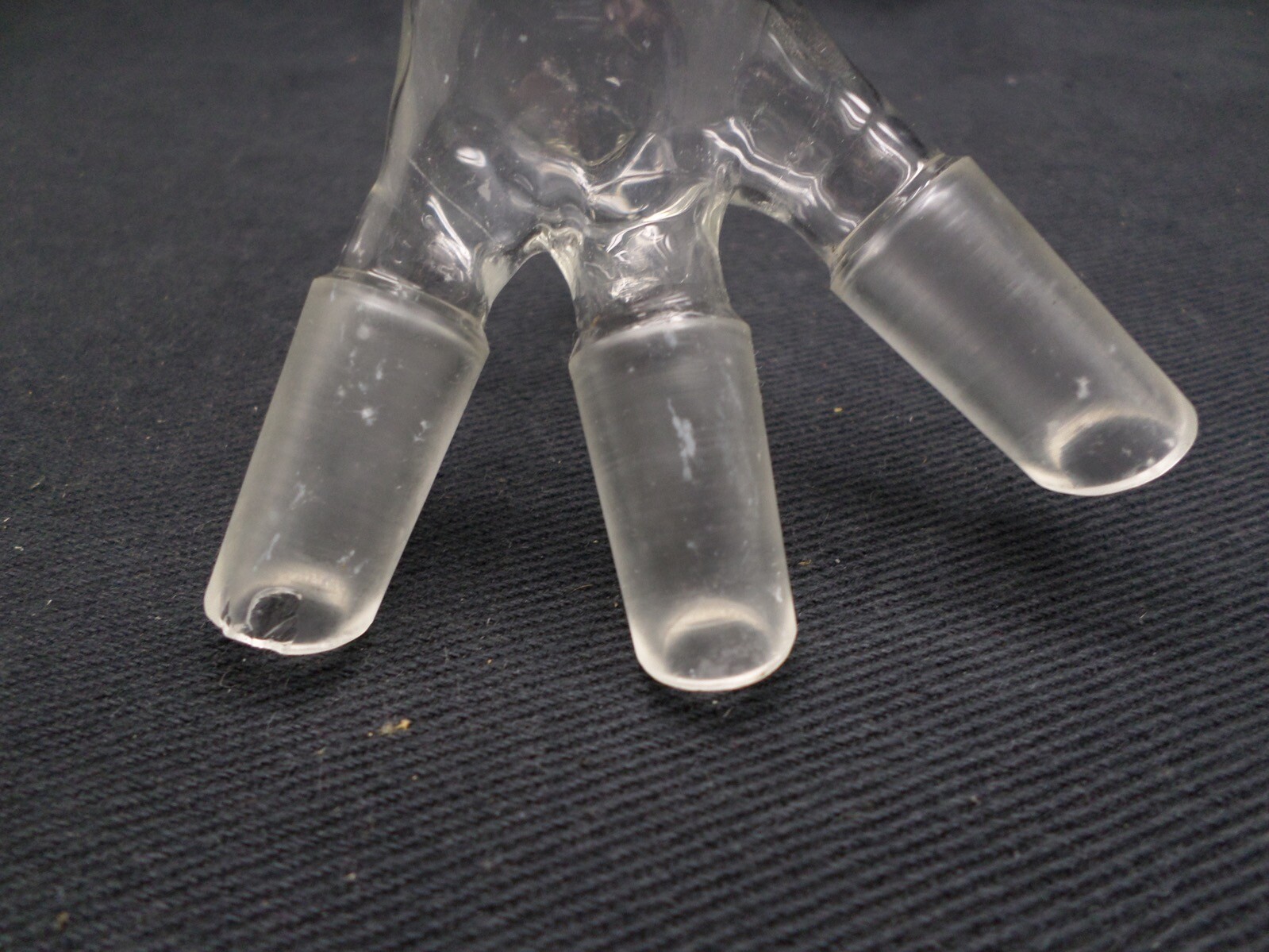 Laboratory 14/20 Cow Type Glass Distillation Receiver Adapter Chipped ...