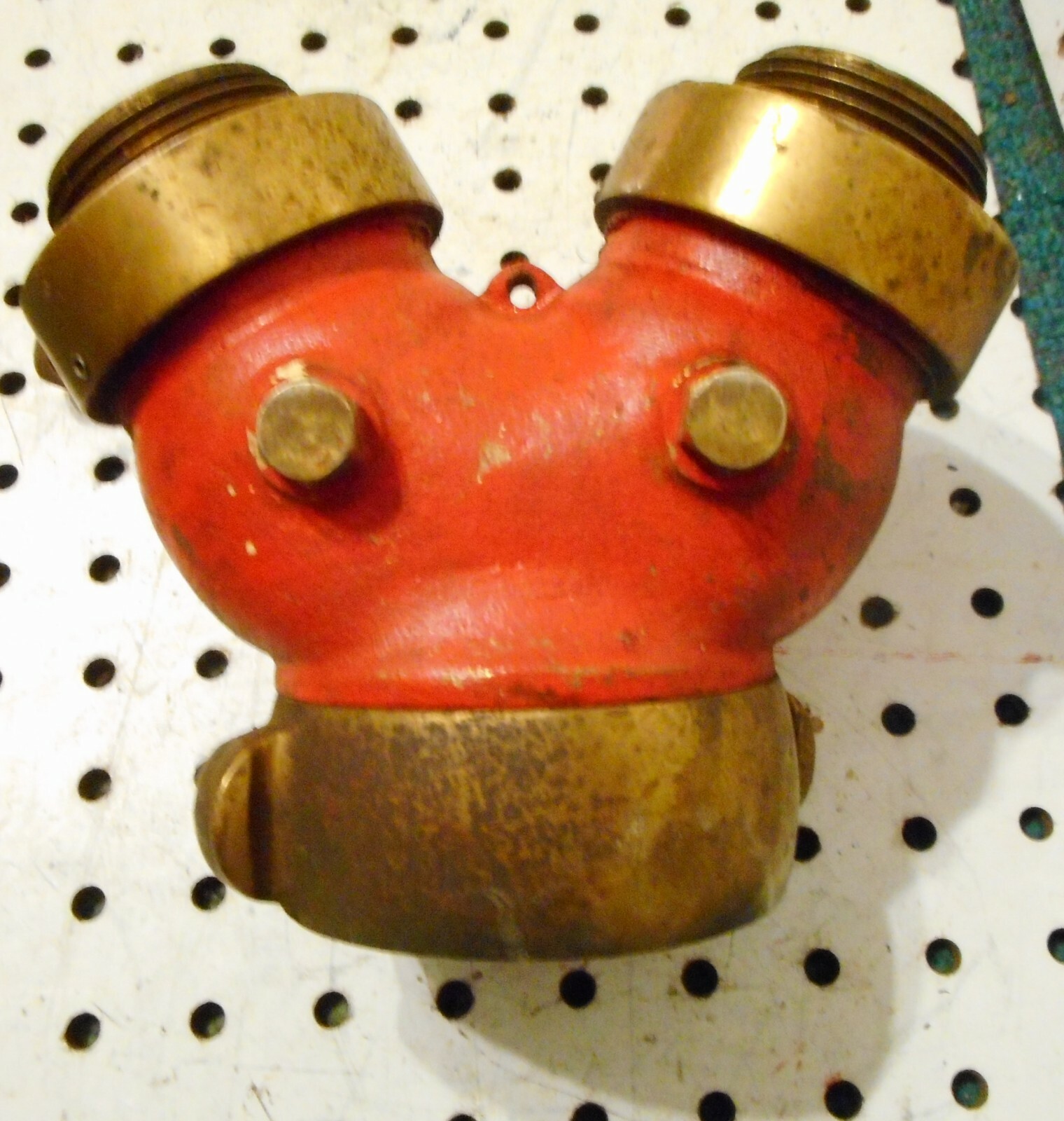 VINTAGE NO NAME BRASS FIRE HOSE WYE ONE 2 1/2 FEMALE to TWO GATED 1 1/2 ...