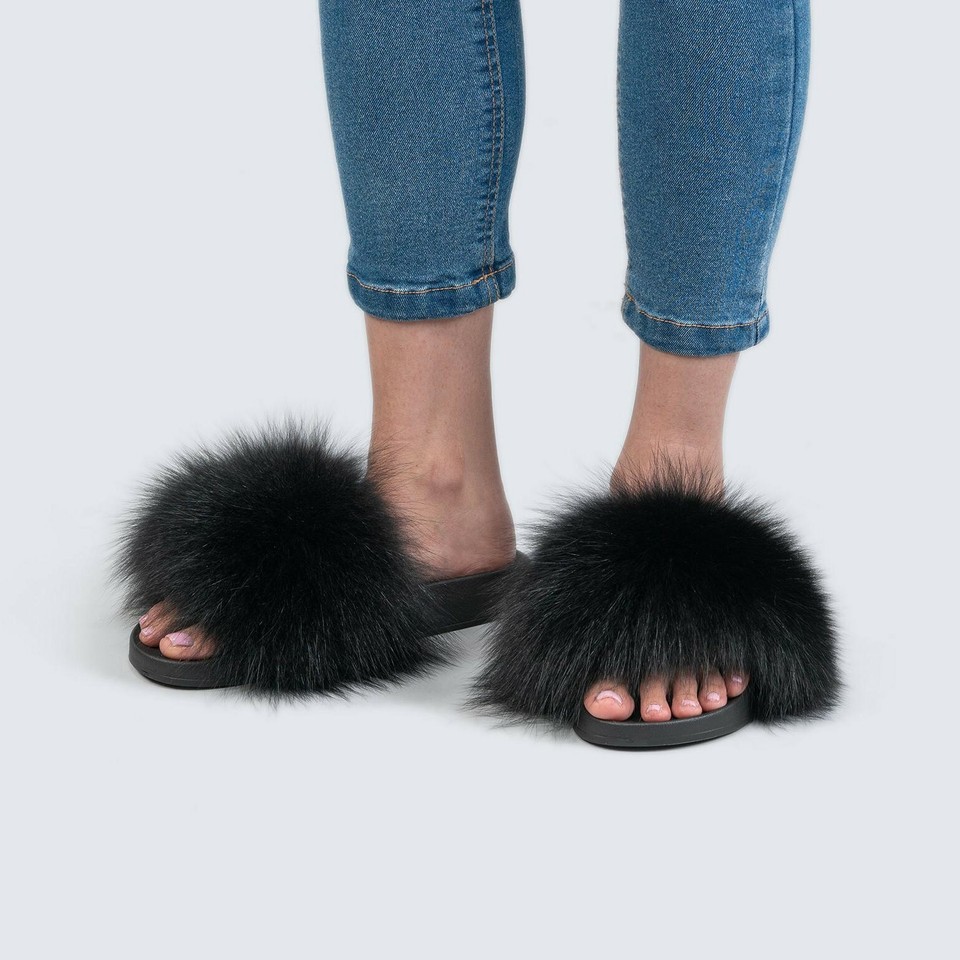 Cozy Faux Fur Slide Slippers–Women’s Fluffy Open Toe Slipper-Soft Plush ...