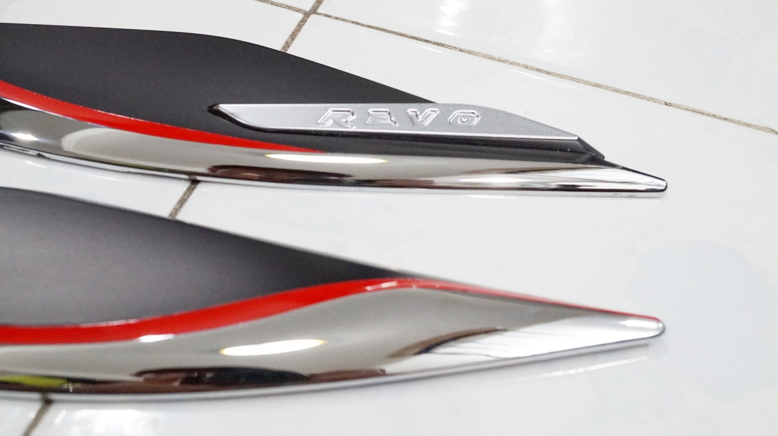 BLACK-CHROME HOOD GARNISH SIDE COVER TRIM FOR TOYOTA HILUX REVO 2015-16 ...
