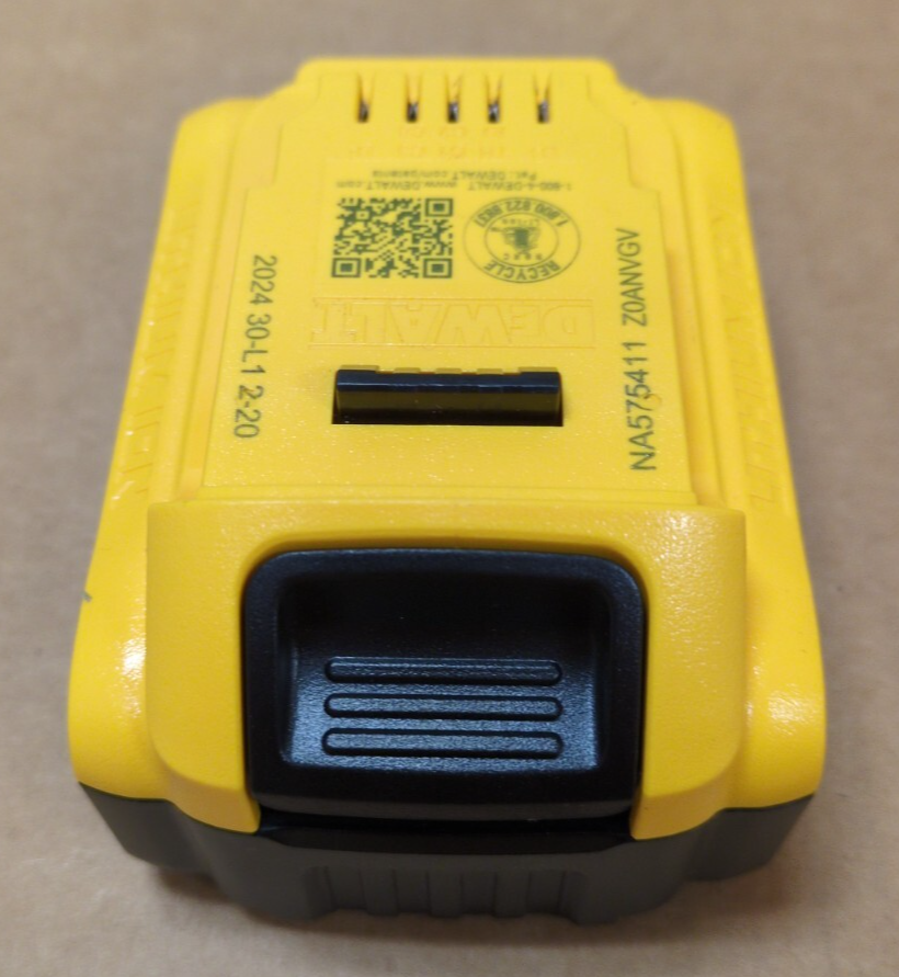 (DCB205) DeWalt 20V MAX* 5Ah Lithium Ion Battery Pack | eBay