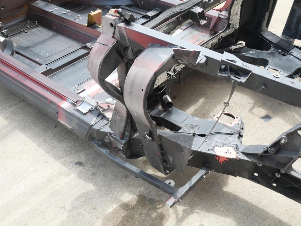2001 Ferrari 360 Spider Body Shell Bare Chassis Frame Rails Apron ...