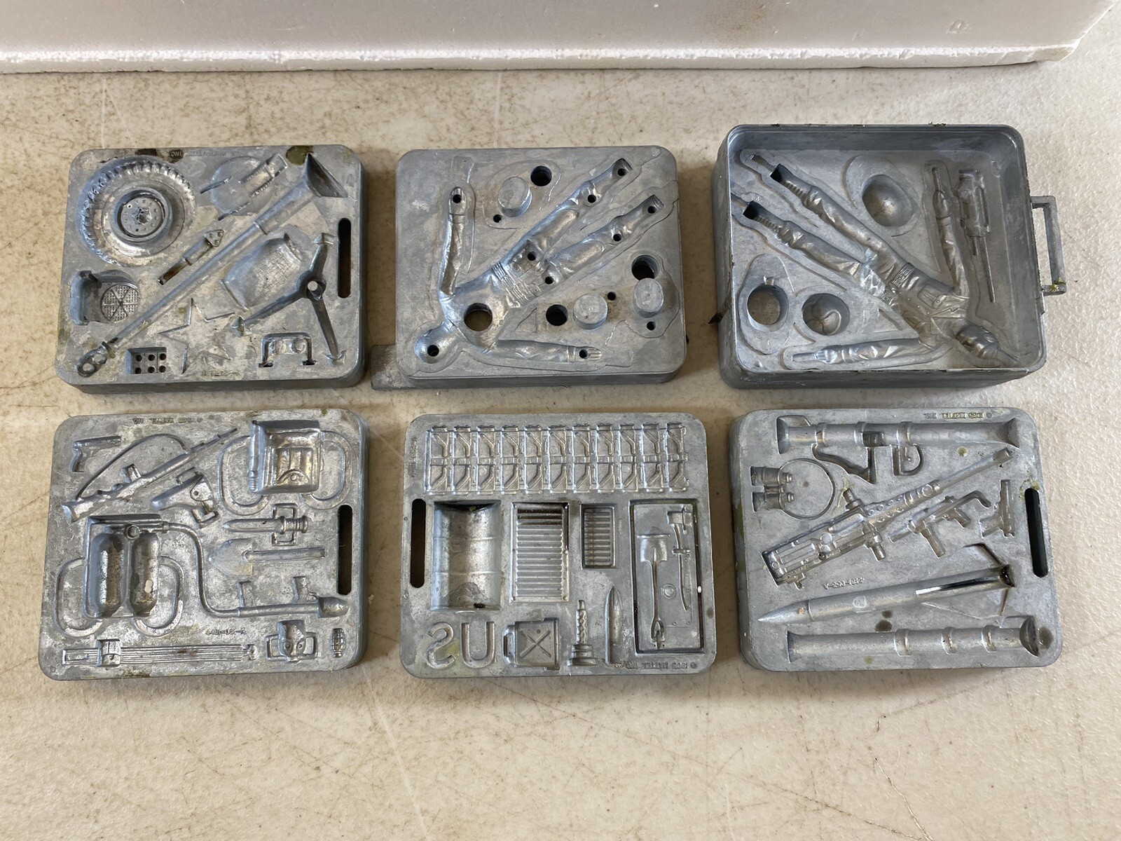 Mattel Thingmaker Vintage Fighting Men Maker 4E72 | eBay