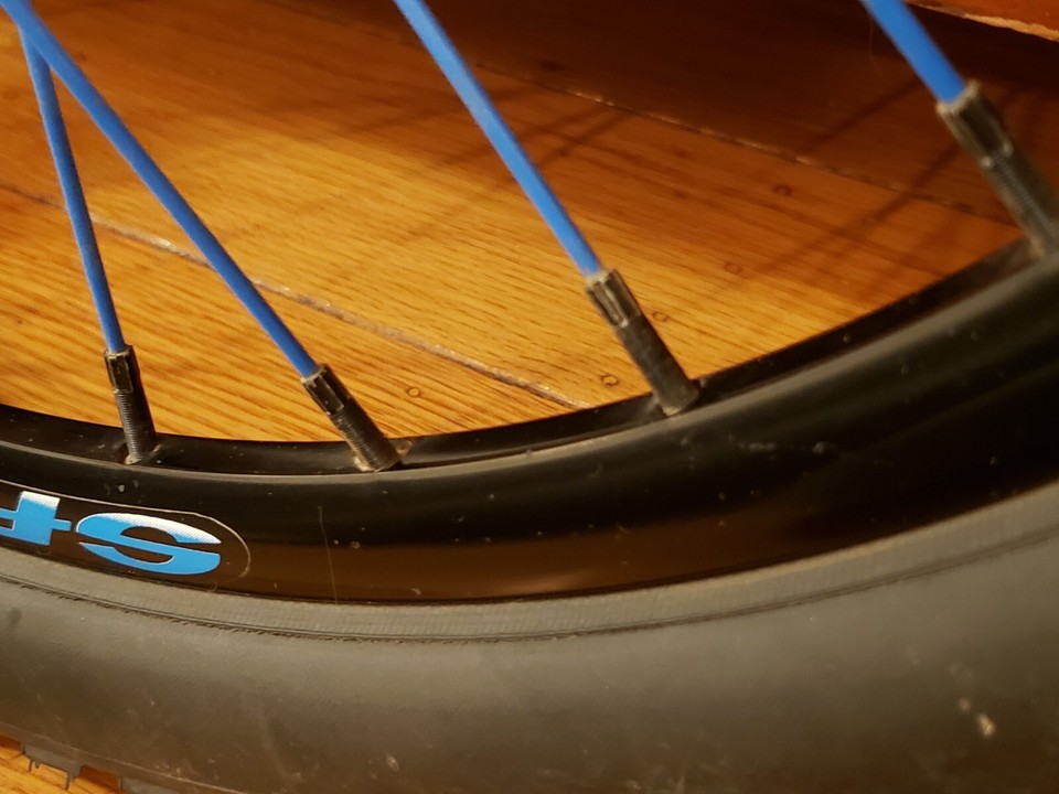 Spinergy Xyclone Rear Wheel, Disc rim, blue spokes, vintage 26" mtb ...