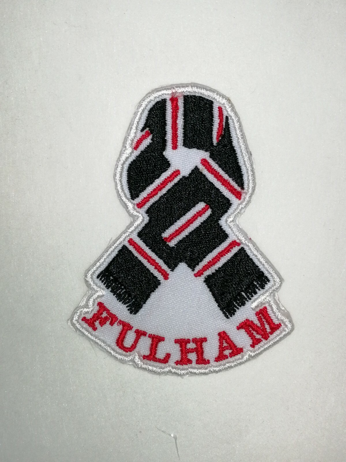 FULHAM - EMBROIDERED PATCH 'SCARF' IRON ON / SEW ON - PERSONALISED ...