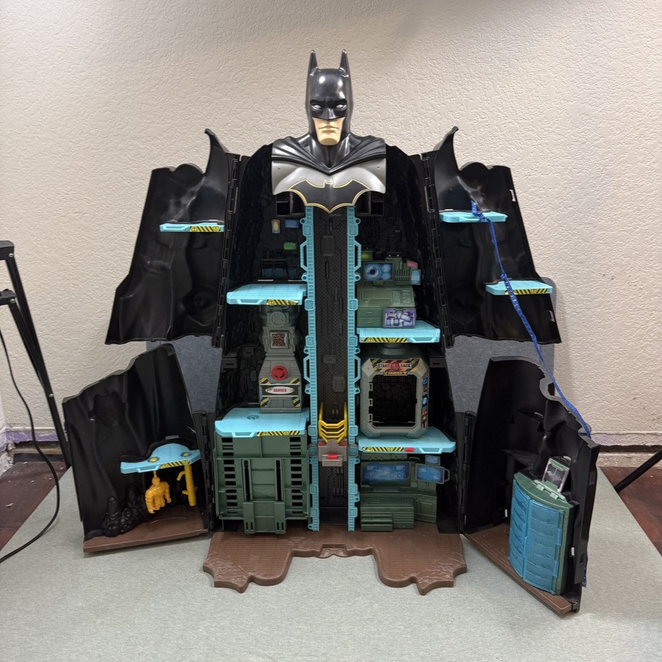 Batman Batcave Giant Transforming Playset 33in DC Spinmaster Bat-Tech ...