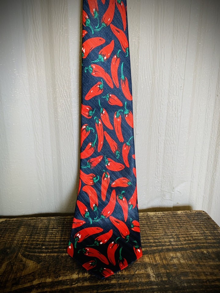 Men’s Chili Pepper Silk Tie Necktie Red And Black 4” Wide Novelty Chile Hot Fun | eBay