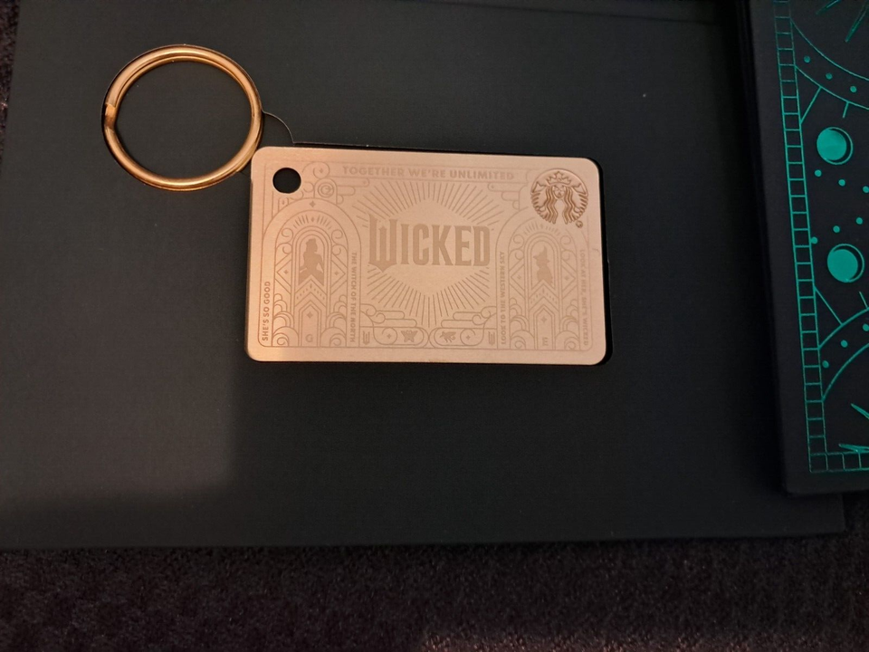 TWO 2 x 🧹 WICKED 🧹STARBUCKS Gold MINI GIFT CARD key chain #6319 NO ...