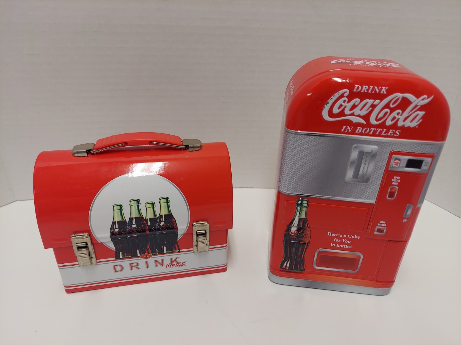 Coca Cola Mini Vending Machine