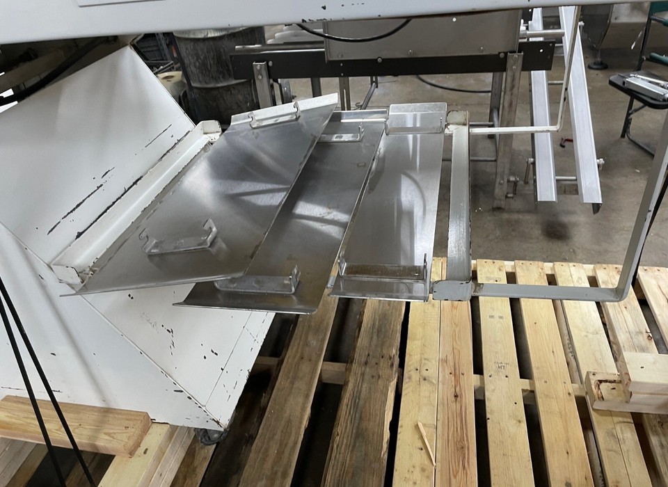 ACME DOUGH ROL-SHEETER 88-6 BELT 22-1/4"W 115V 4-PRESSURE PLATES-6" 9 ...