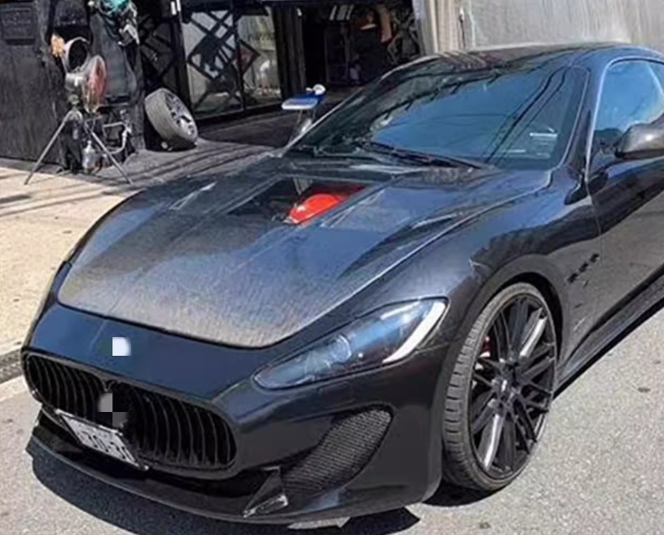 Real Carbon Fiber Transparent Front Hood Vented Bonnet For Maserati GT ...