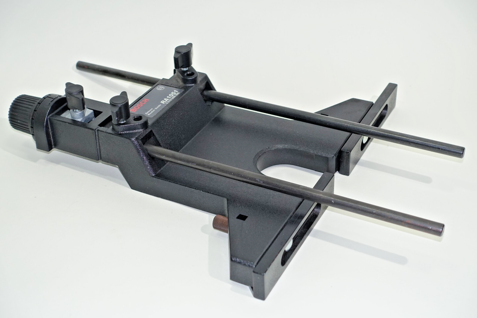BOSCH RA1051 ADJUSTABLE EDGE GUIDE FOR ROUTER WOODWORKING | eBay