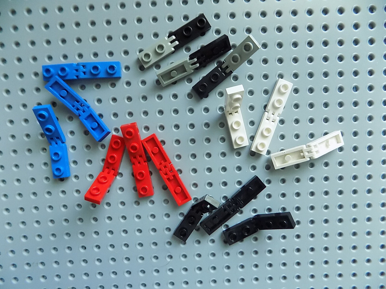Lego Hinge Plate 1x2 w/ 3 Fingers attached to 2 Fingers pick your color ...