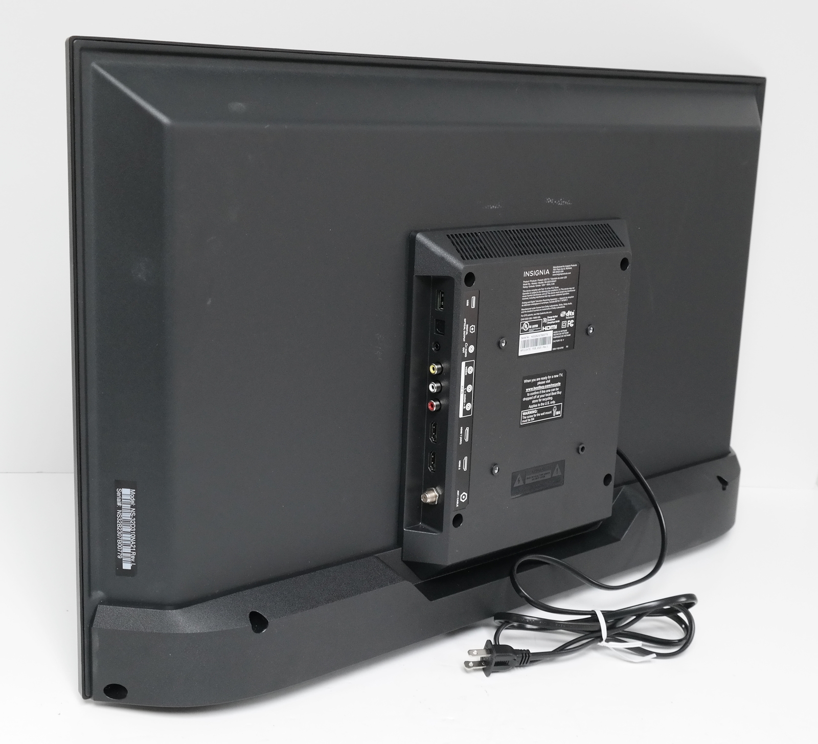 Insignia 32" Class N10 Series LED 720P HD TV NS-32D310NA 600603261558 ...