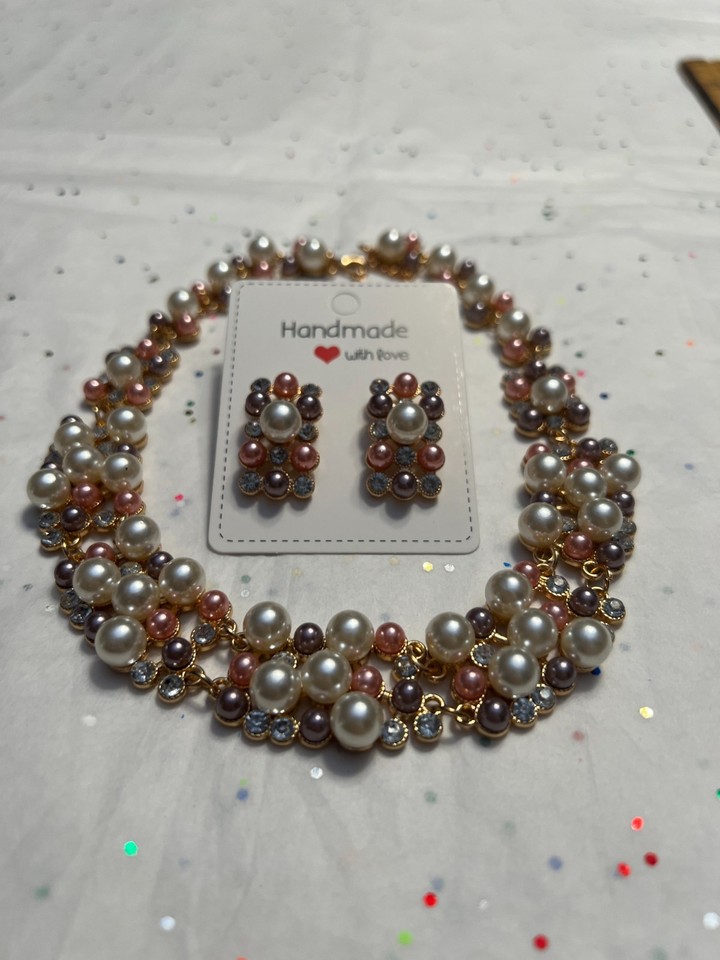 Gold Toned Crystal Rhinestones Pearls Pendant Jewelry & Matching ...