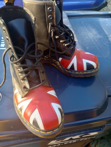 10950 Dr Martens Union Jack British Flag Leather Boots USM 6 / USL 7 UK ...