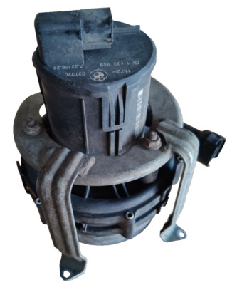 BMW E39 5-Series Emissions Control Secondary Air Injection Pump 1999 ...