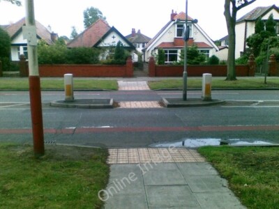 Photo 6x4 Crossing, Preston New Road, Marshside Southport c2011 | eBay UK