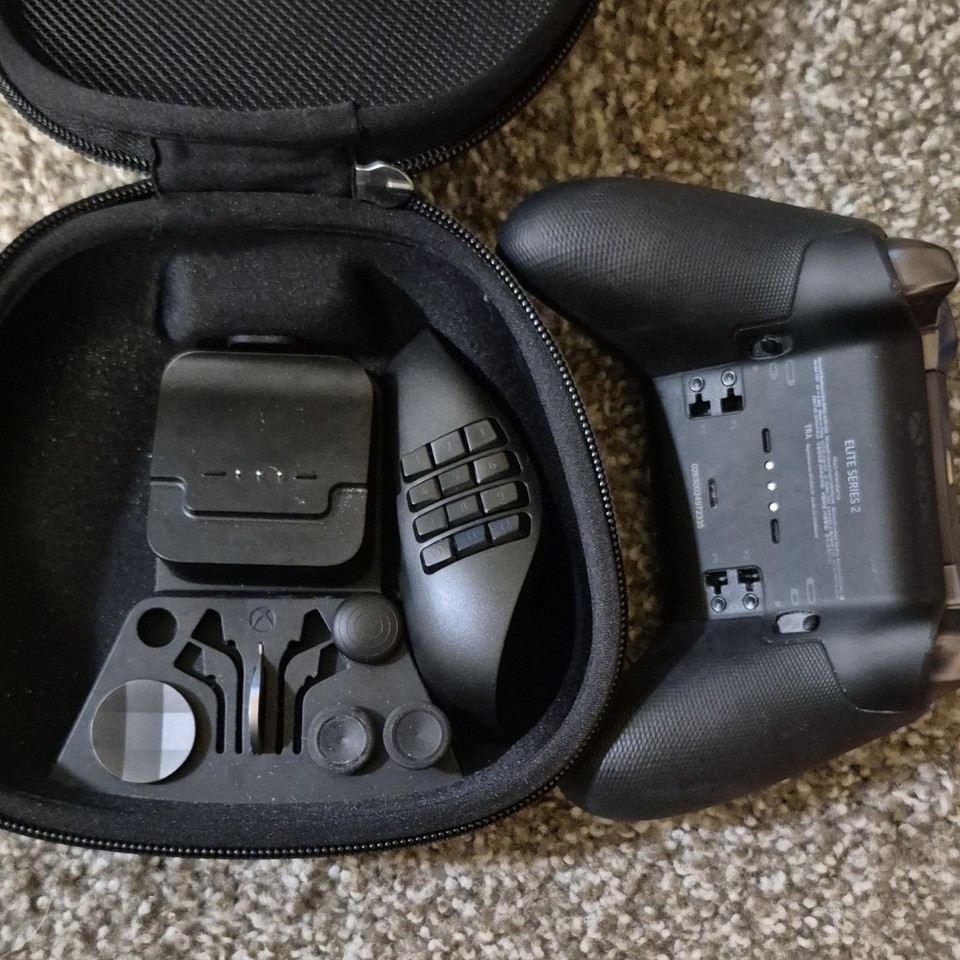 Microsoft Xbox Elite Series 2 Wireless Controller Black w/ Carrying ...