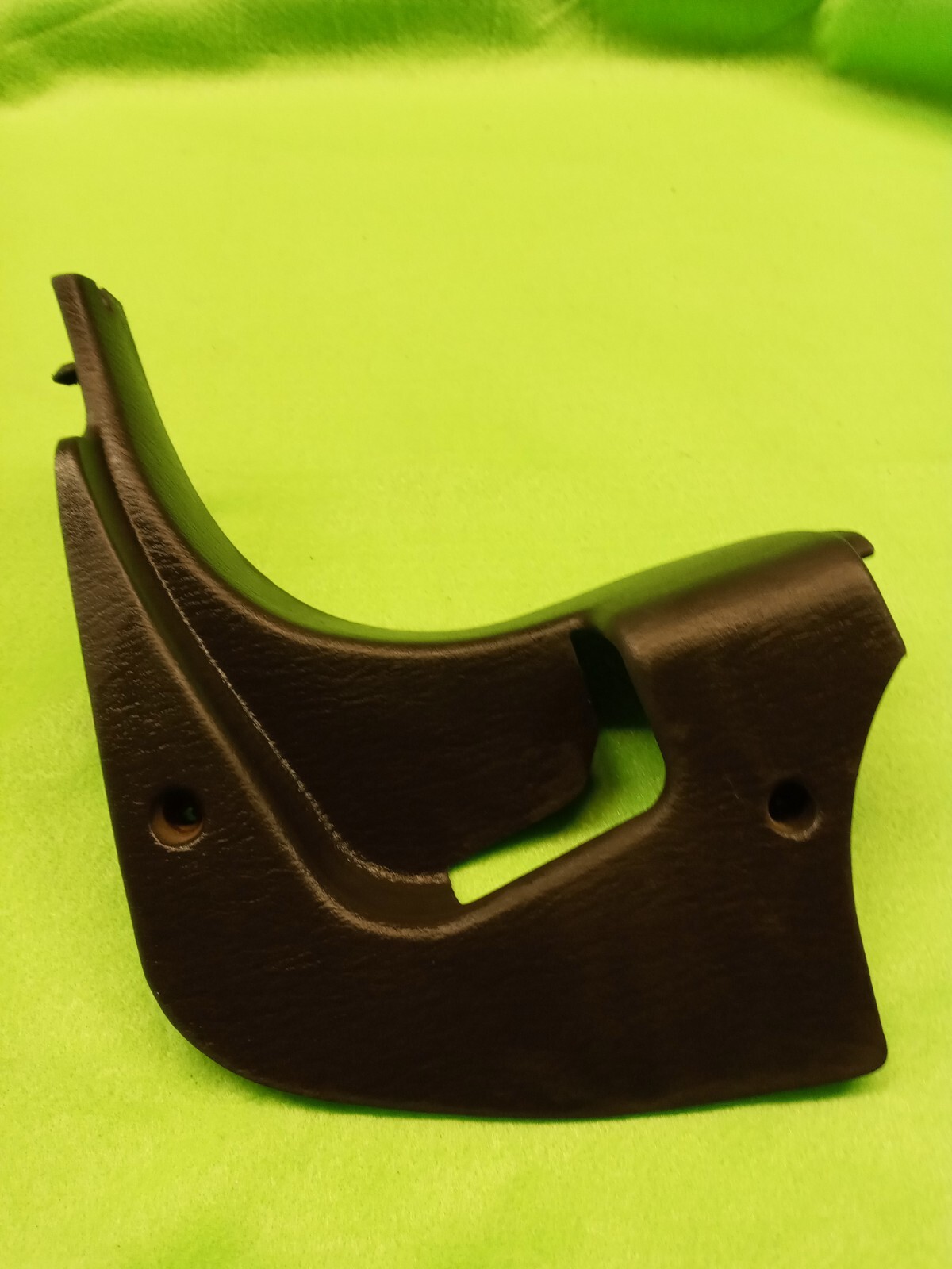 99 00 01 02 03 04 CHRYSLER 300 KICK PANEL DRIVER SIDE | eBay